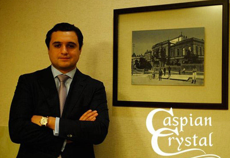 Eldar Mahmudovun oğlu da qeybə çəkilib