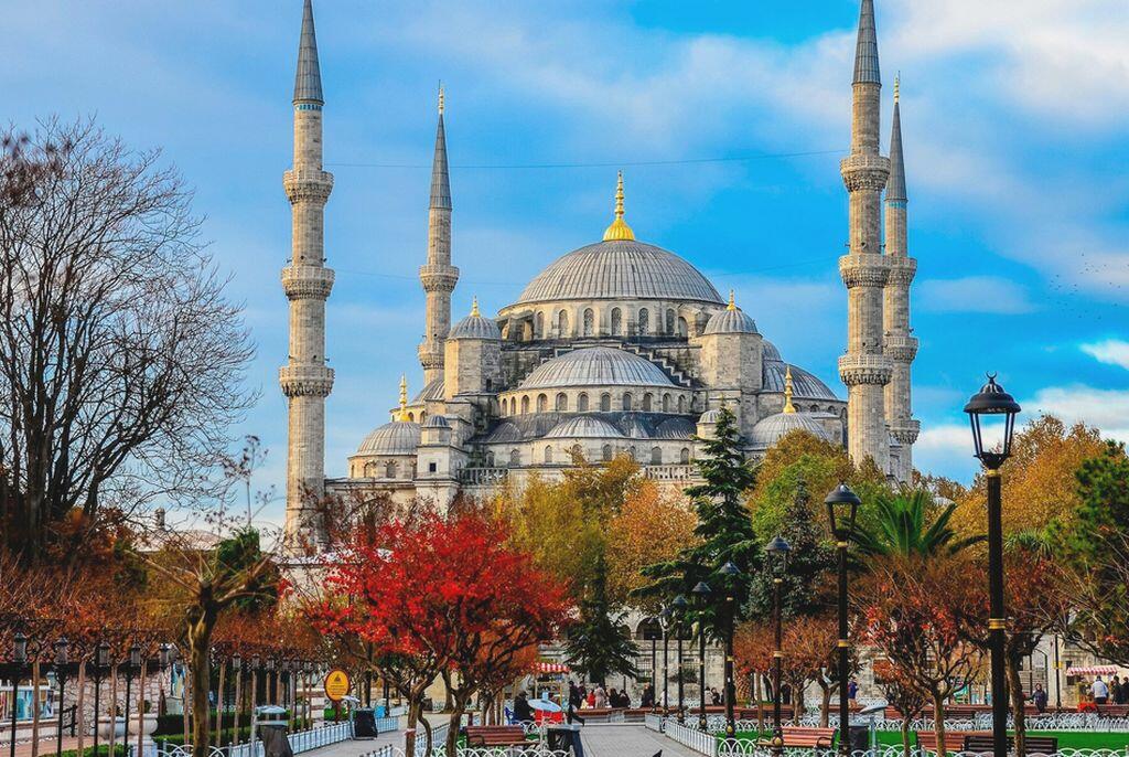 Туристов предупредили об ограничениях в Стамбуле после теракта