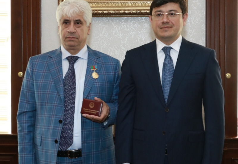 Vaqif Məmişova “Heydər Əliyevin 100 illiyi (1923-2023)” yubiley medalı ...