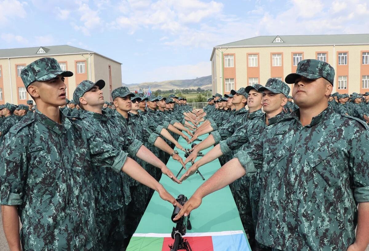 Gənc əsgərlərin hərbi andiçmə mərasimi keçirildi